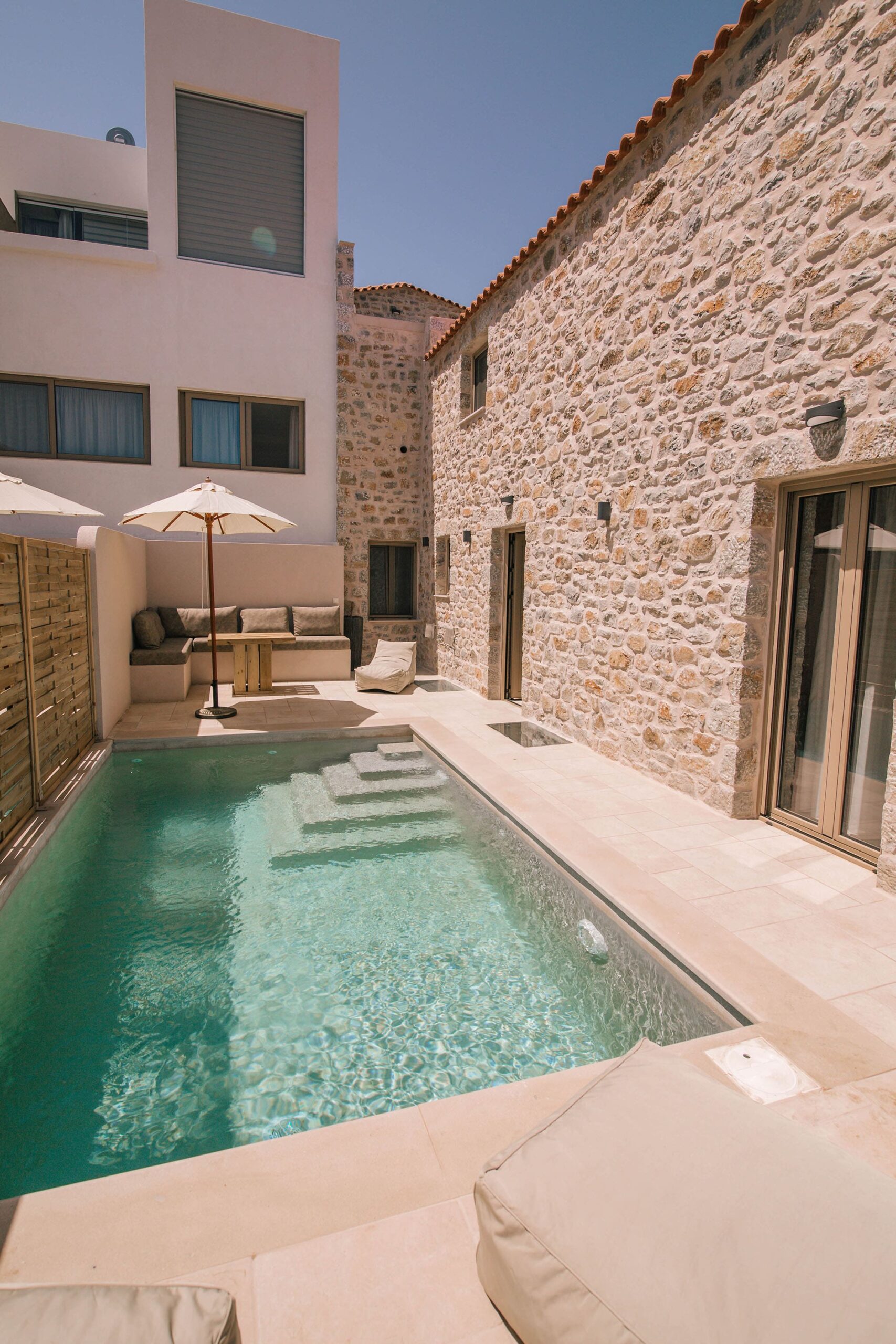 Mani Luxury Villas in Gytheio with Private Pools – Mani Luxury Suites