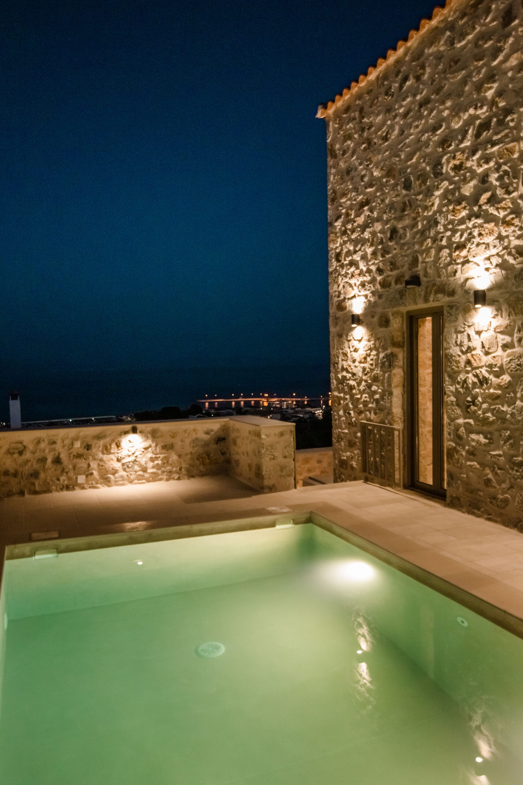 Mani Luxury Villas in Gytheio with Private Pools – Mani Luxury Suites