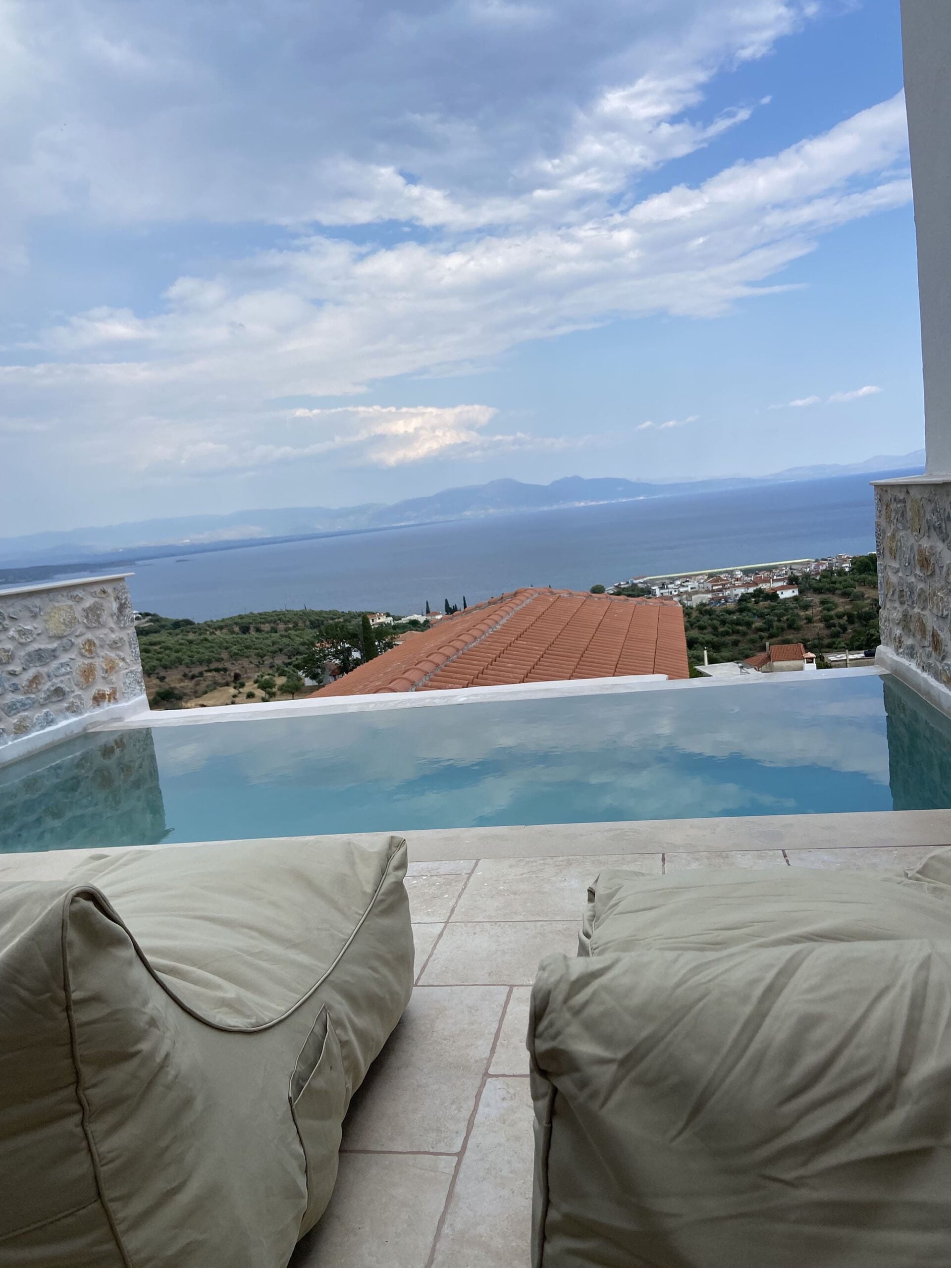 Mani Luxury Villas in Gytheio with Private Pools – Mani Luxury Suites
